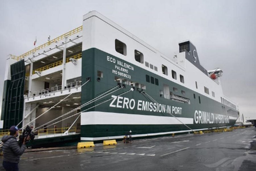 Grimaldi’s hybrid ro-ro ship enters Port of Valencia