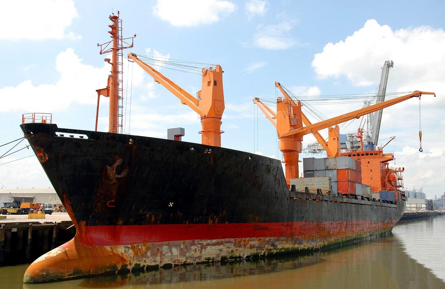 Eagle Bulk Shipping buys two 2015-built Ultramax bulkcarriers