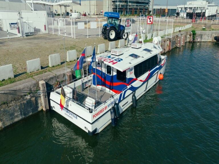 Volvo Penta and CMB.TECH to develop dual-fuel hydrogen engines