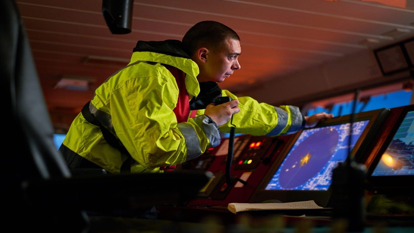 AST Networks & SAL Navigation collaboration on maritime electronics