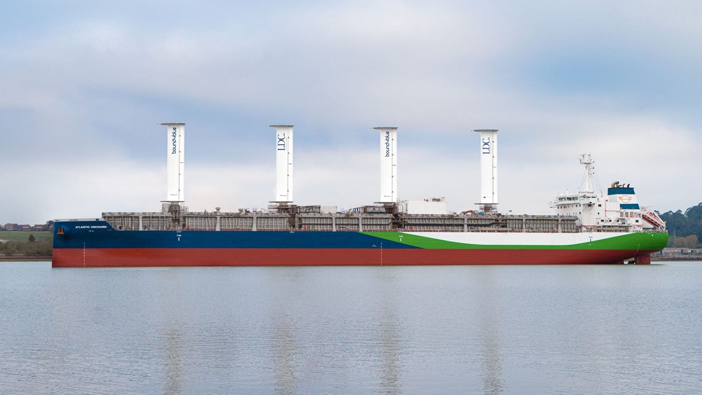 bound4blue installs largest suction sails on MV Atlantic Orchard